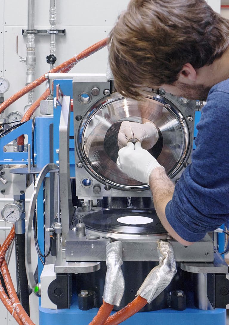 intakt!: Neues Vinyl-Presswerk in Berlin