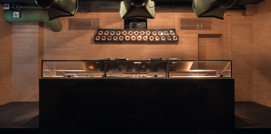 Blitz Club: Die Anlage ist der Star