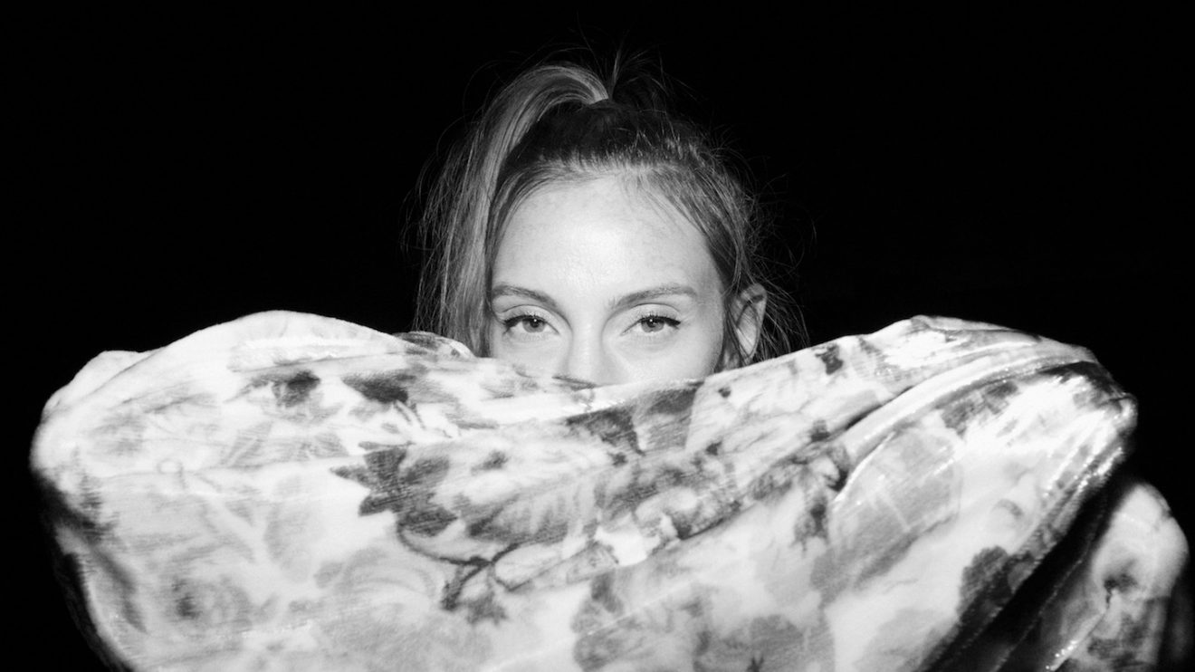 Bella Boo: „Werd ein Nerd, das macht echt Spaß!"