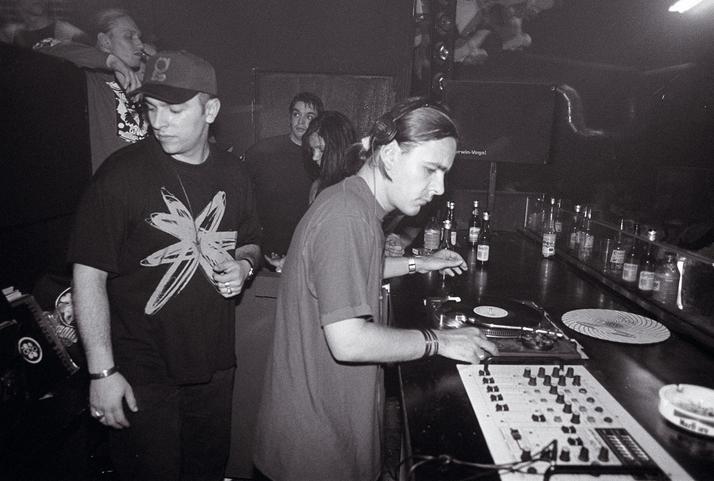 Charts From The Past: Pascal FEOS (Mai 2000) - Groove