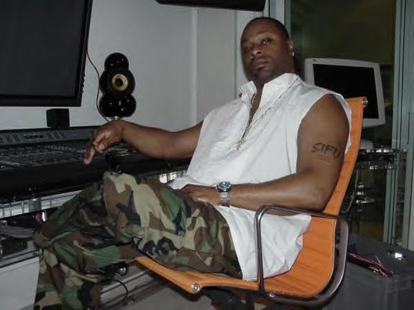 Ronald Burrell: Spendenaufruf für Krankenhausversorgung