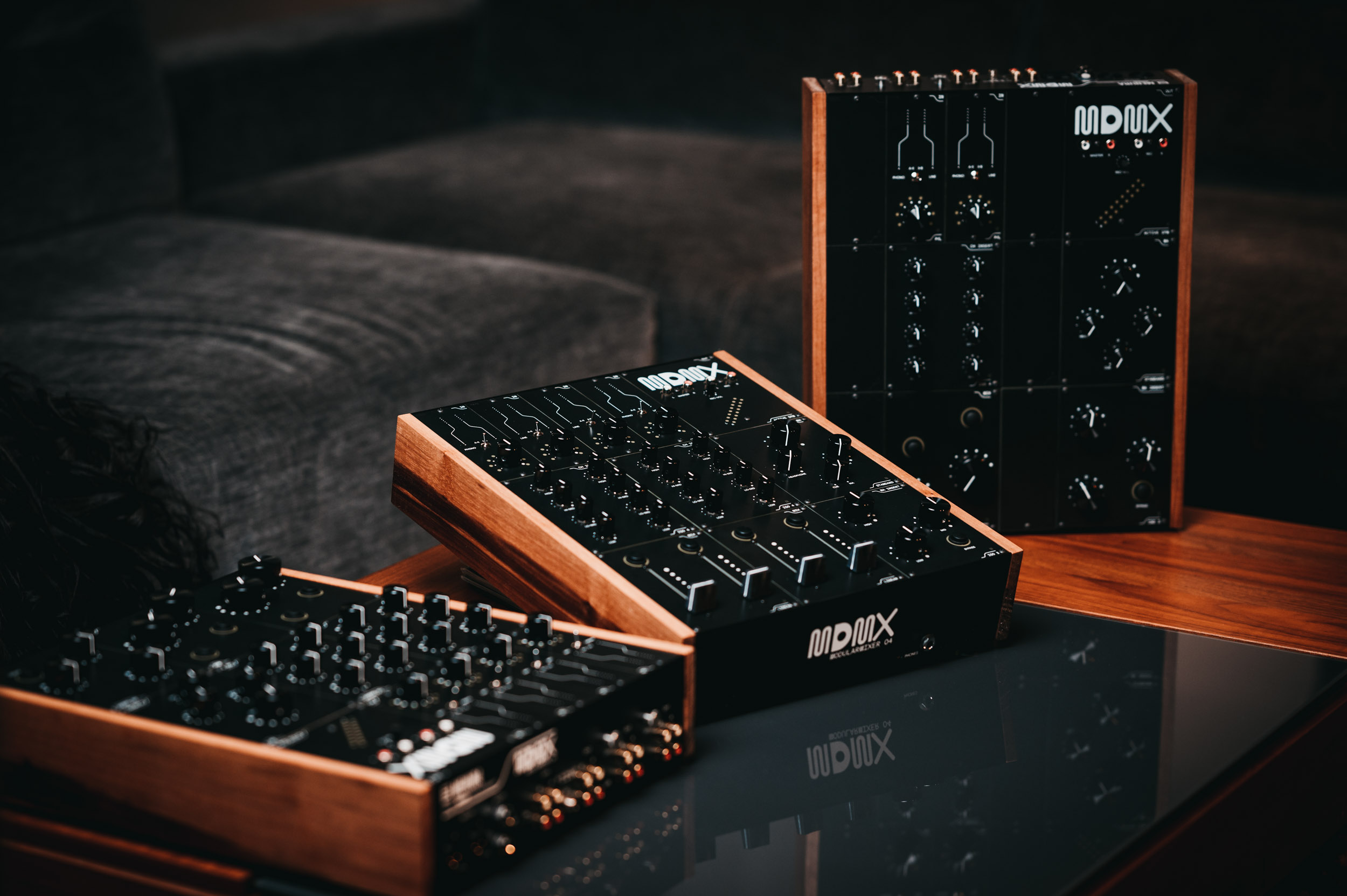 MDMX: Menura Audio baut den ersten modularen DJ-Mixer - Groove