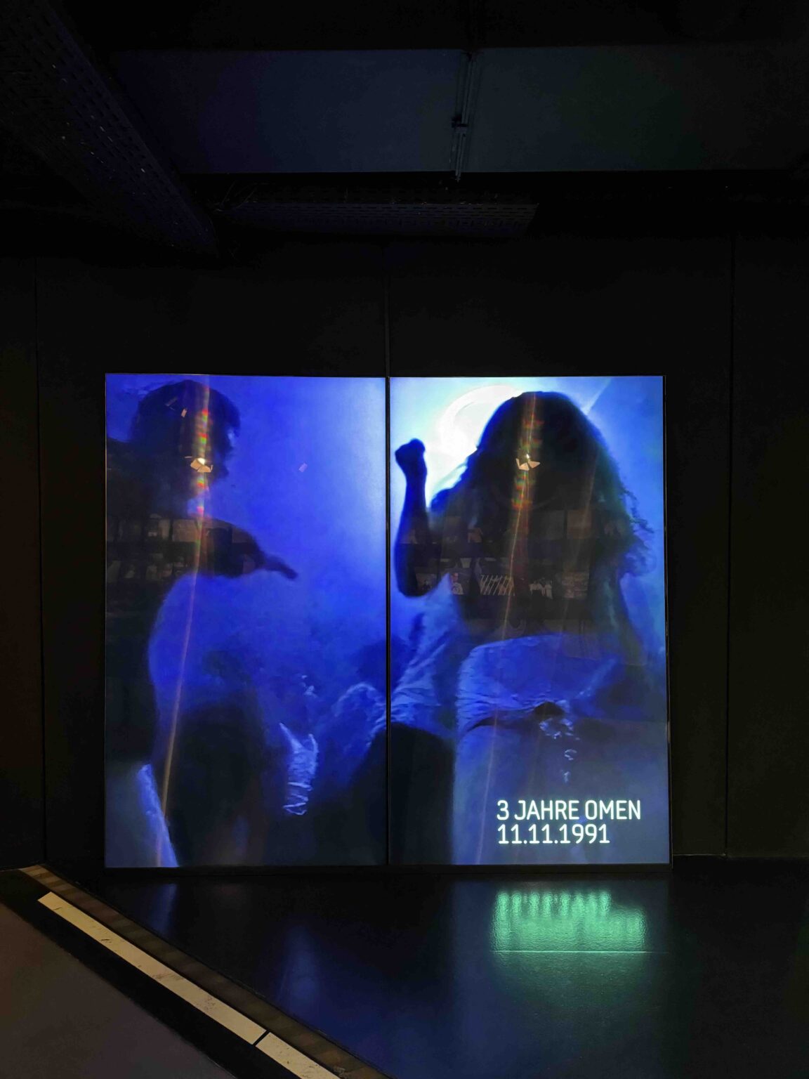 OMEN-Ausstellung im MOMEM: Das Geheimnis vom Schweiß